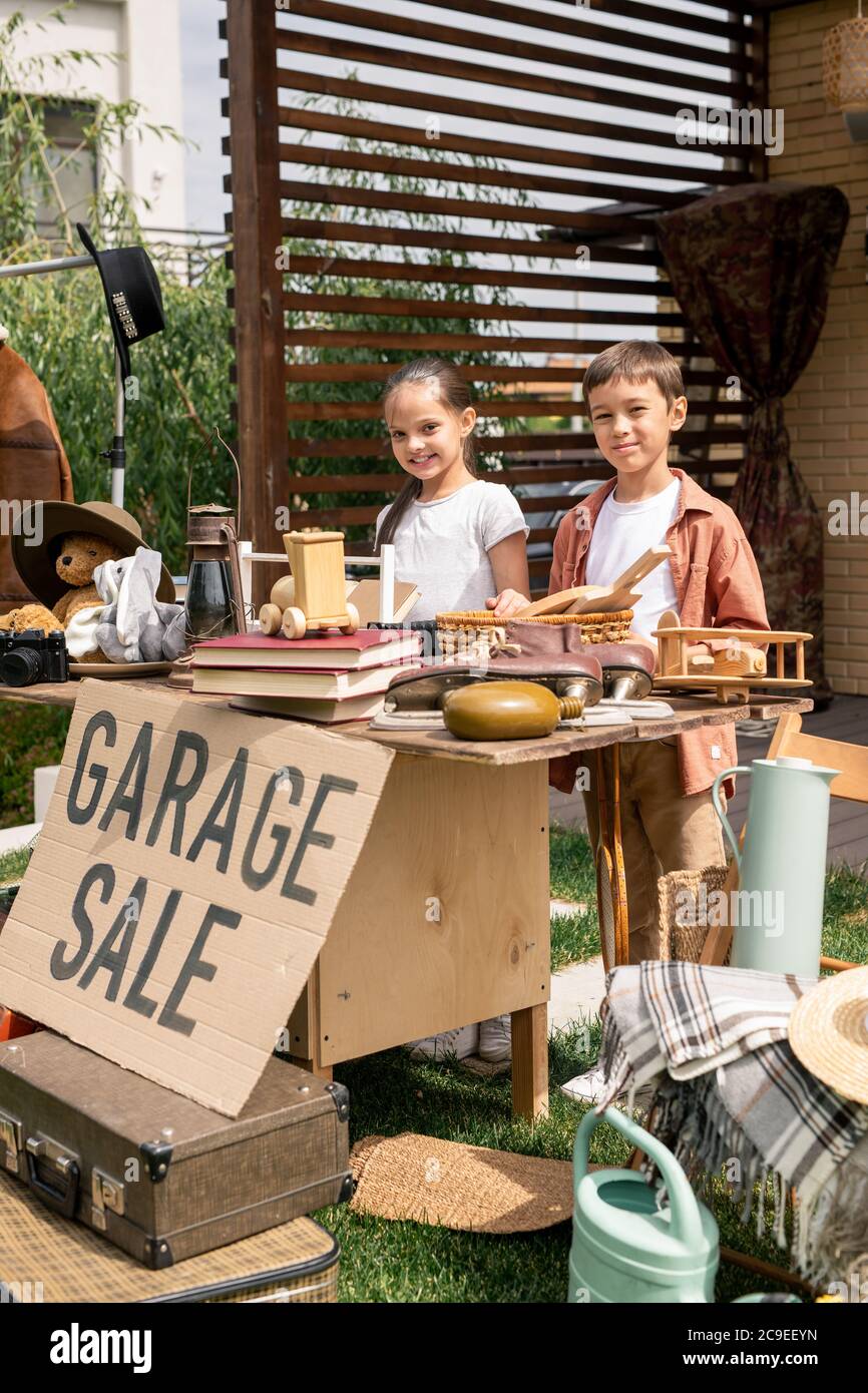 Kids unnecessary hi-res stock photography and images - Alamy