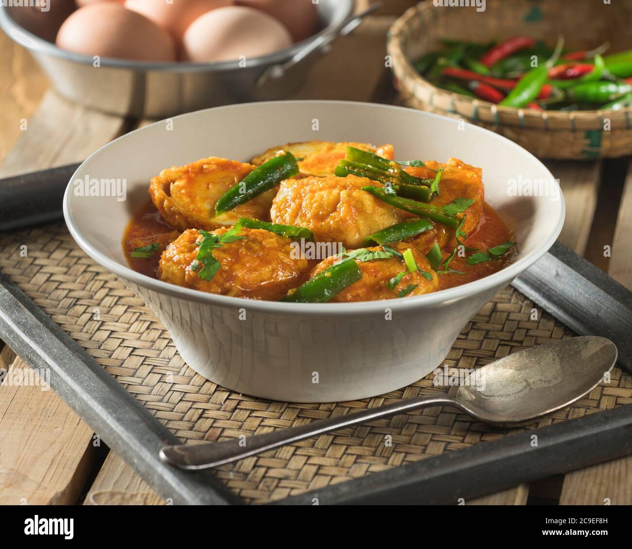 Golden egg curry hi-res stock photography and images - Alamy