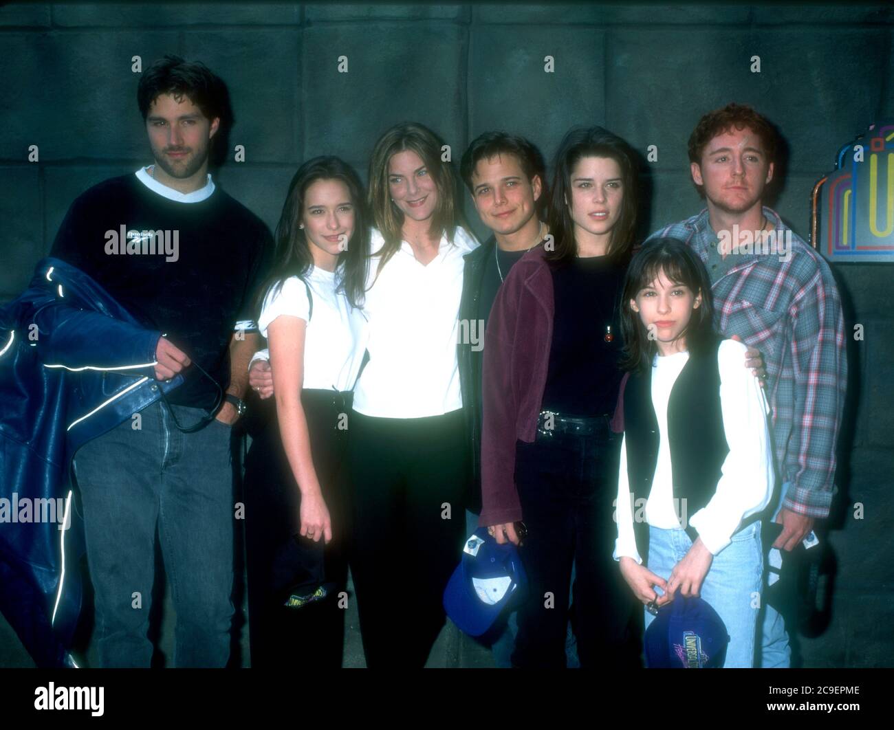 Neve campbell scott wolf party of five hi-res stock photography and ...