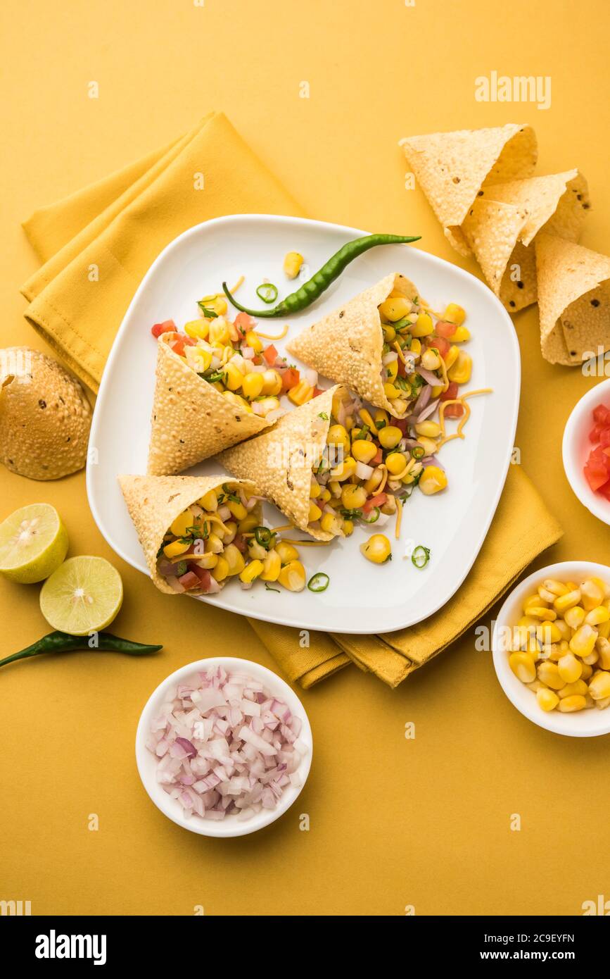 Corn chat / chaat in papad cone, popular indian starter menu Stock ...