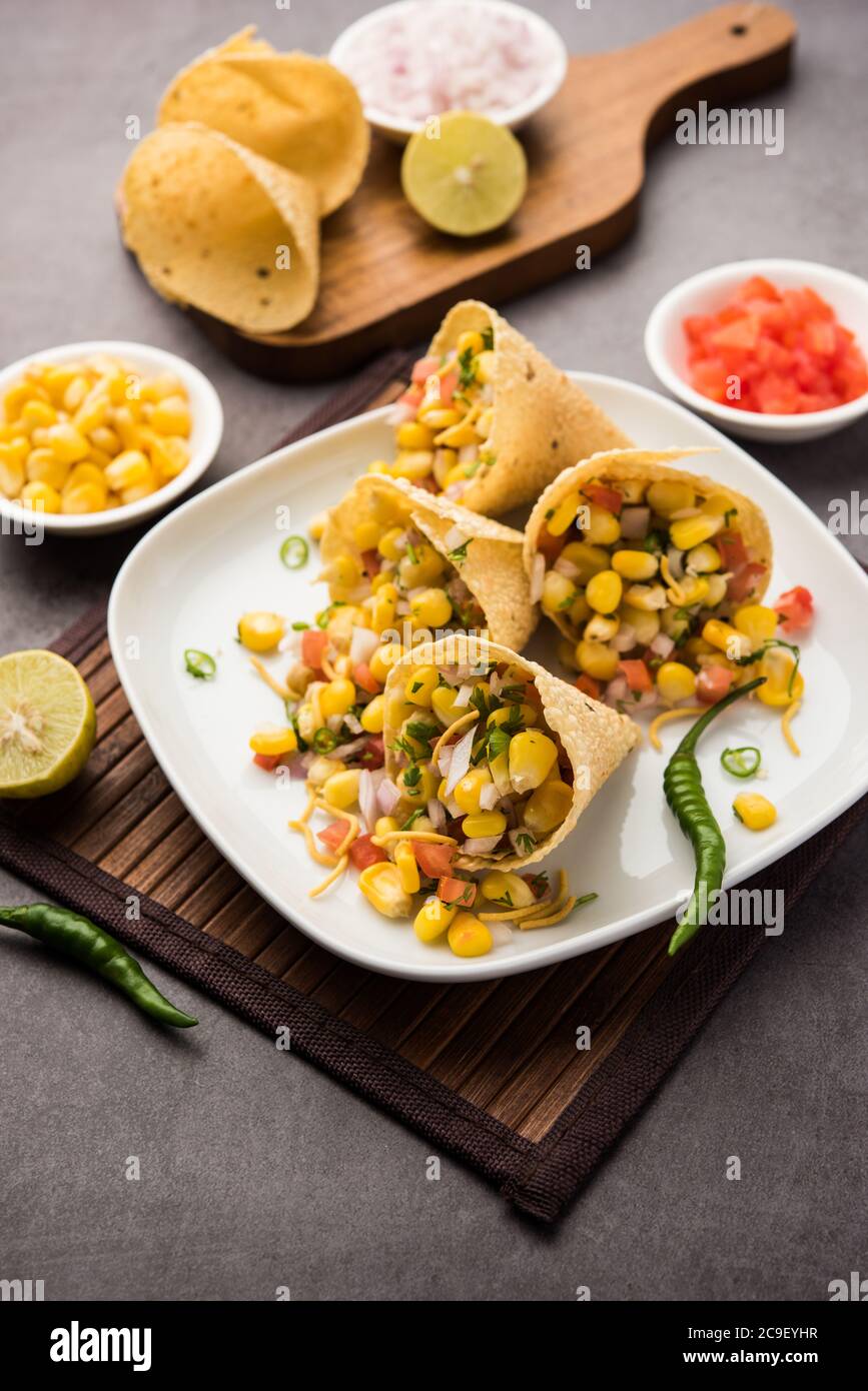 Corn chat / chaat in papad cone, popular indian starter menu Stock ...