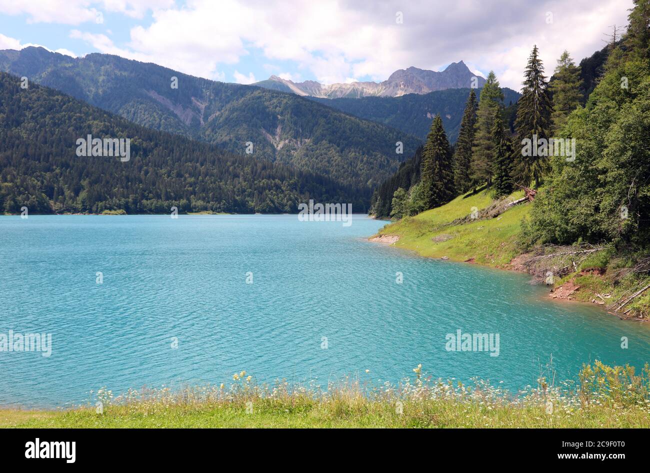 Lago di sauris hi-res stock photography and images - Alamy