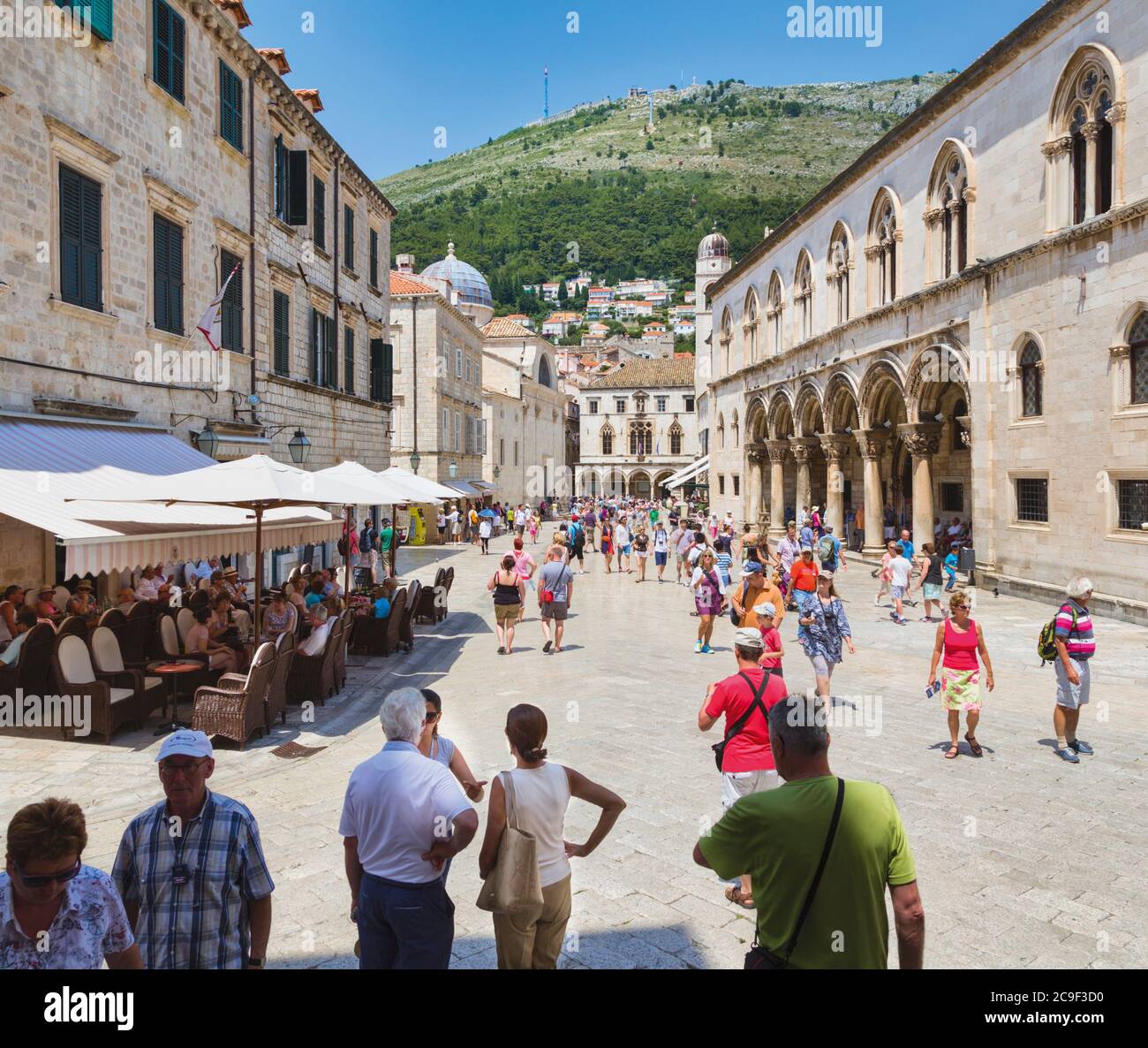 Pred dvorom street of dubrovnik hi-res stock photography and images - Alamy