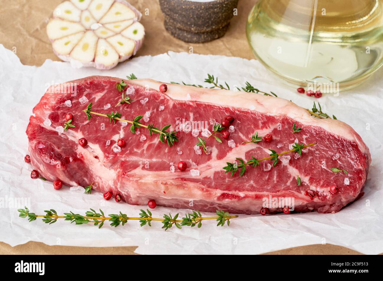 Whole side of beef hi-res stock photography and images - Alamy