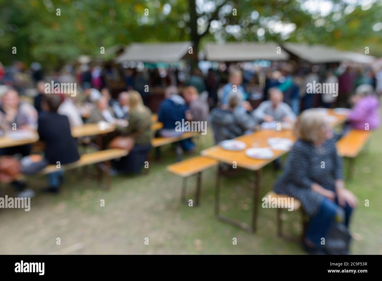 Female group hi-res stock photography and images - Alamy