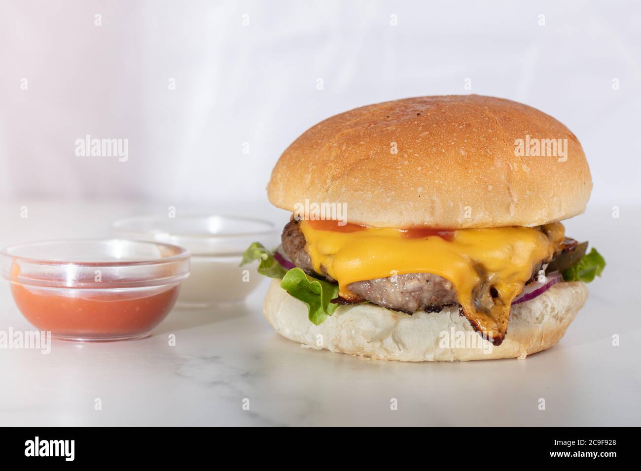 Perfect hamburger classic burger , cheeseburger with cheese Stock Photo ...