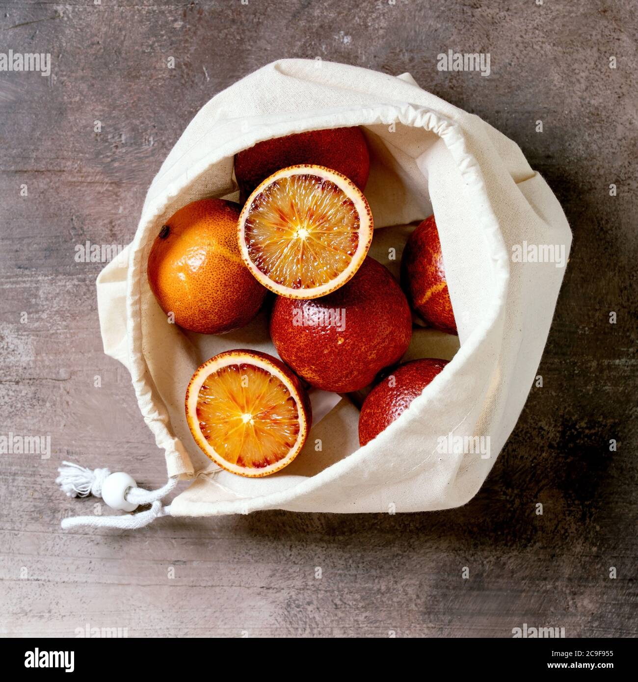 Whole blood bag hi-res stock photography and images - Alamy