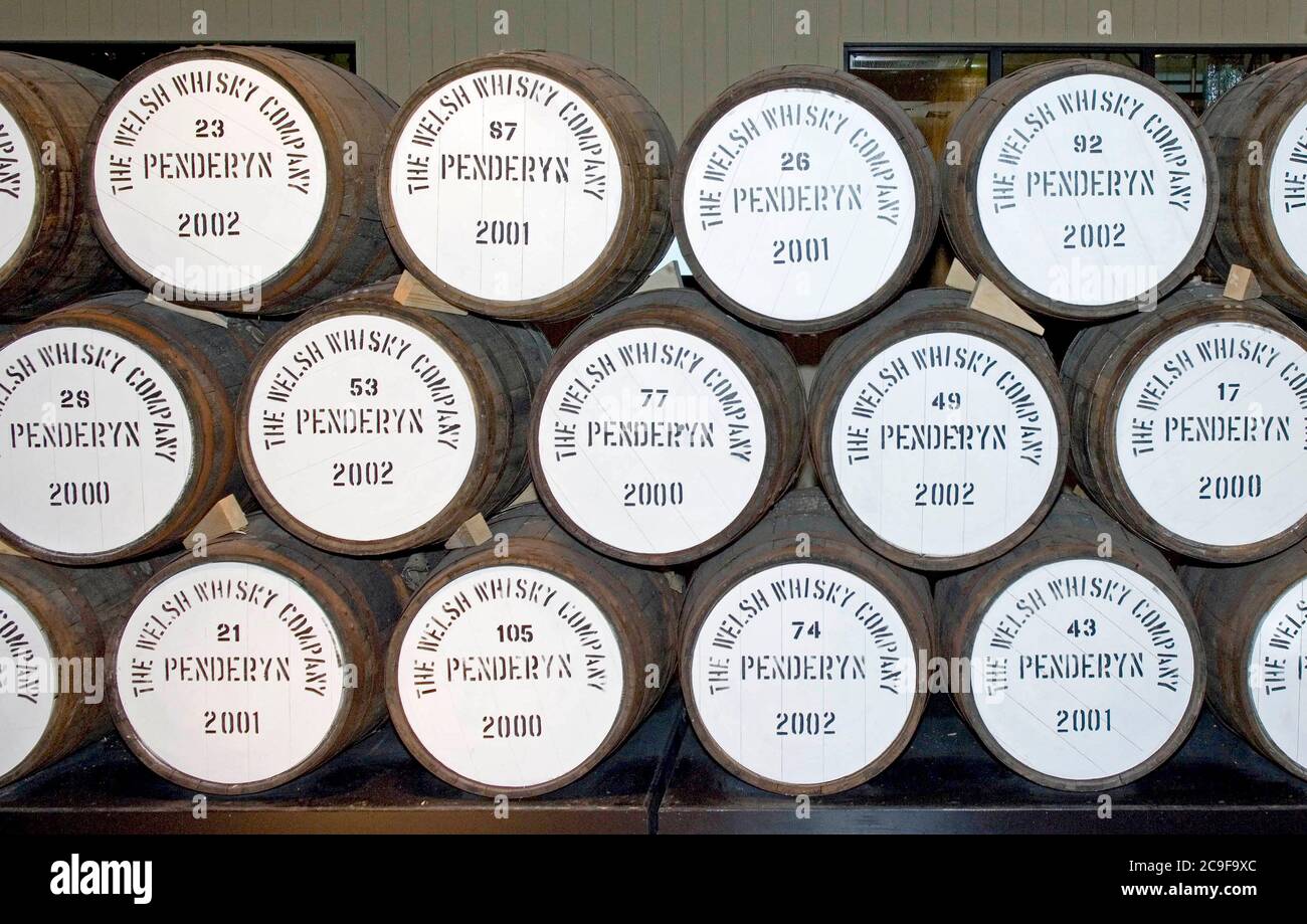 Penderyn whiskey distillery hi-res stock photography and images - Alamy