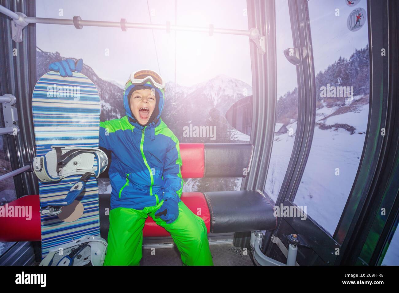 Screaming kids inside car hi-res stock photography and images - Alamy