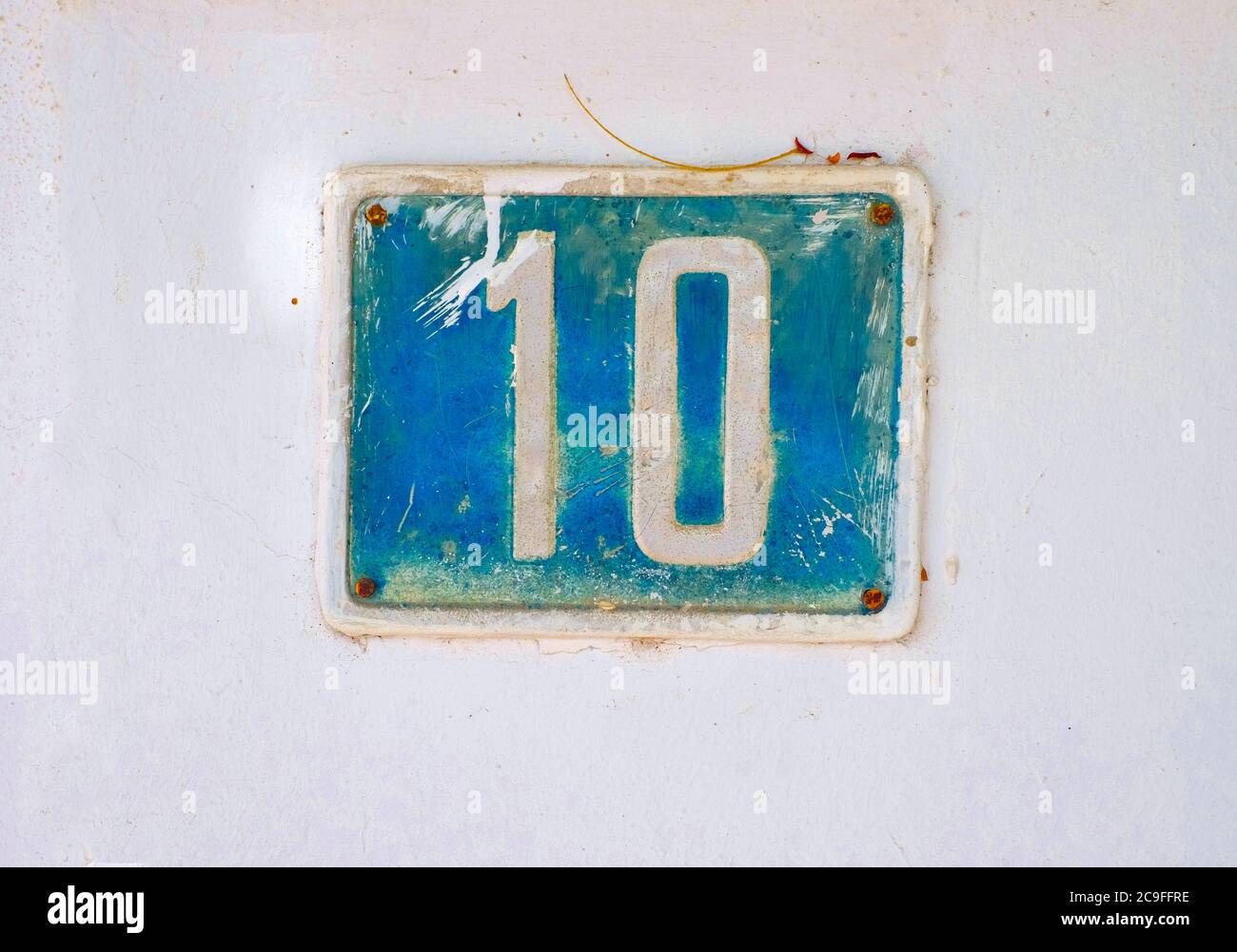 House plate tile hi-res stock photography and images - Alamy