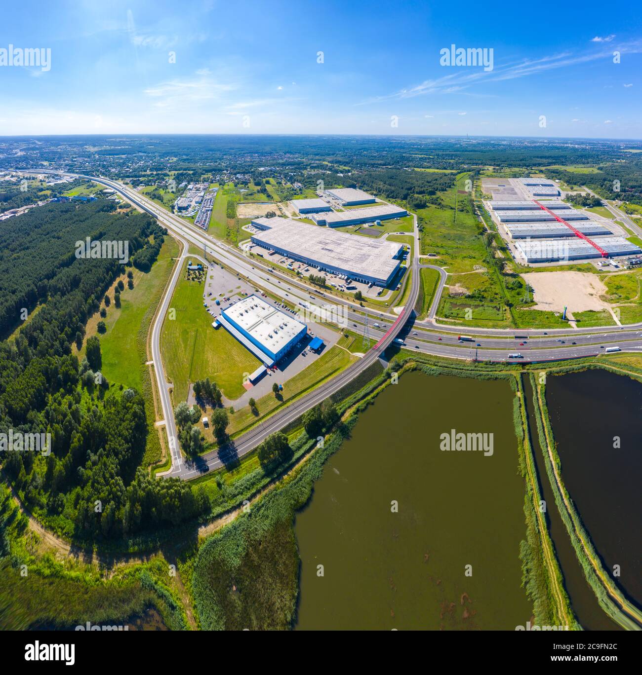 Logistics park loading hub trailers hi-res stock photography and images ...