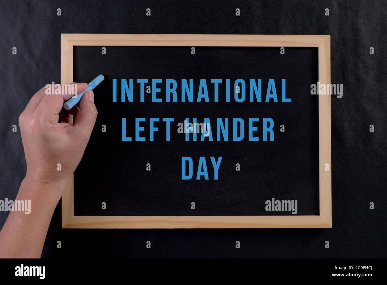 International left handers day hi-res stock photography and images - Alamy
