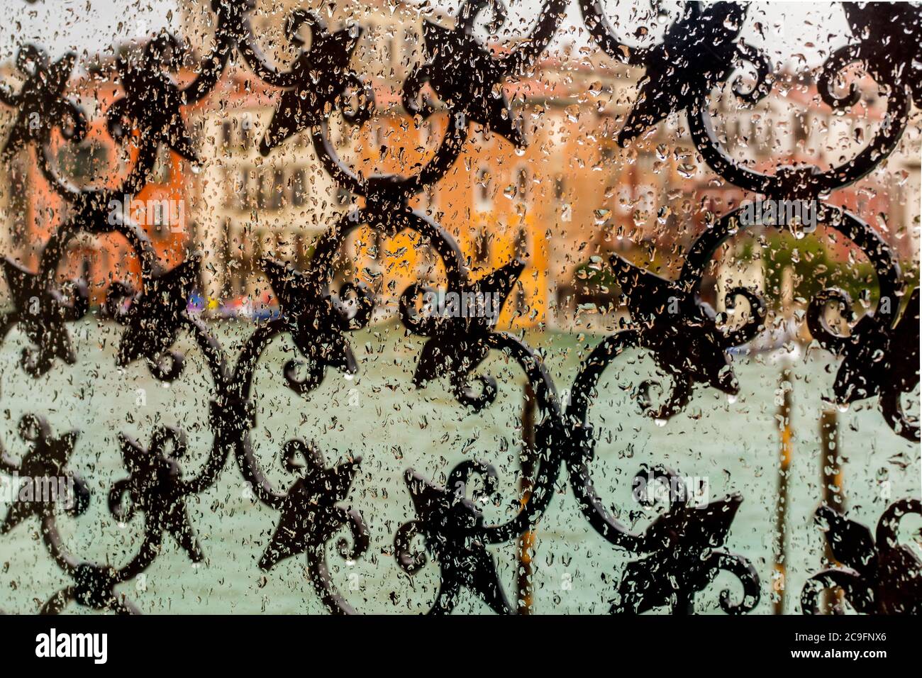 Crystal clear raindrops on the window Stock Photo - Alamy