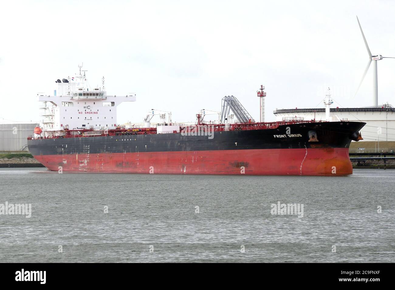 The crude oil tanker Front Sirius will be unloaded in the port of ...