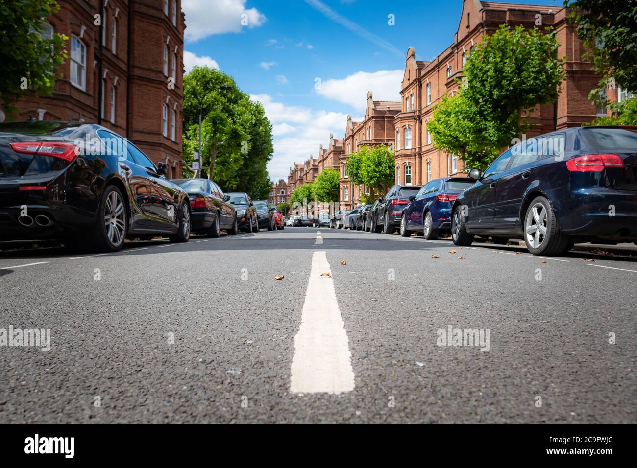 Typical chelsea terrace houses hi-res stock photography and images - Alamy