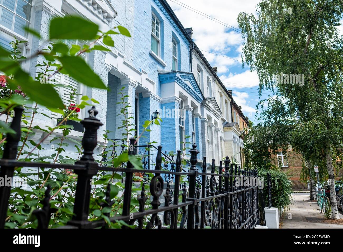 Typical chelsea terrace houses hi-res stock photography and images - Alamy