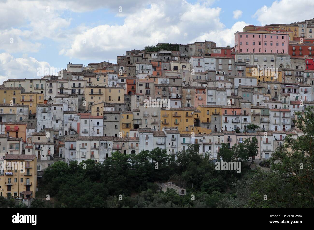 Calitri - Panorama del borgo Stock Photo - Alamy