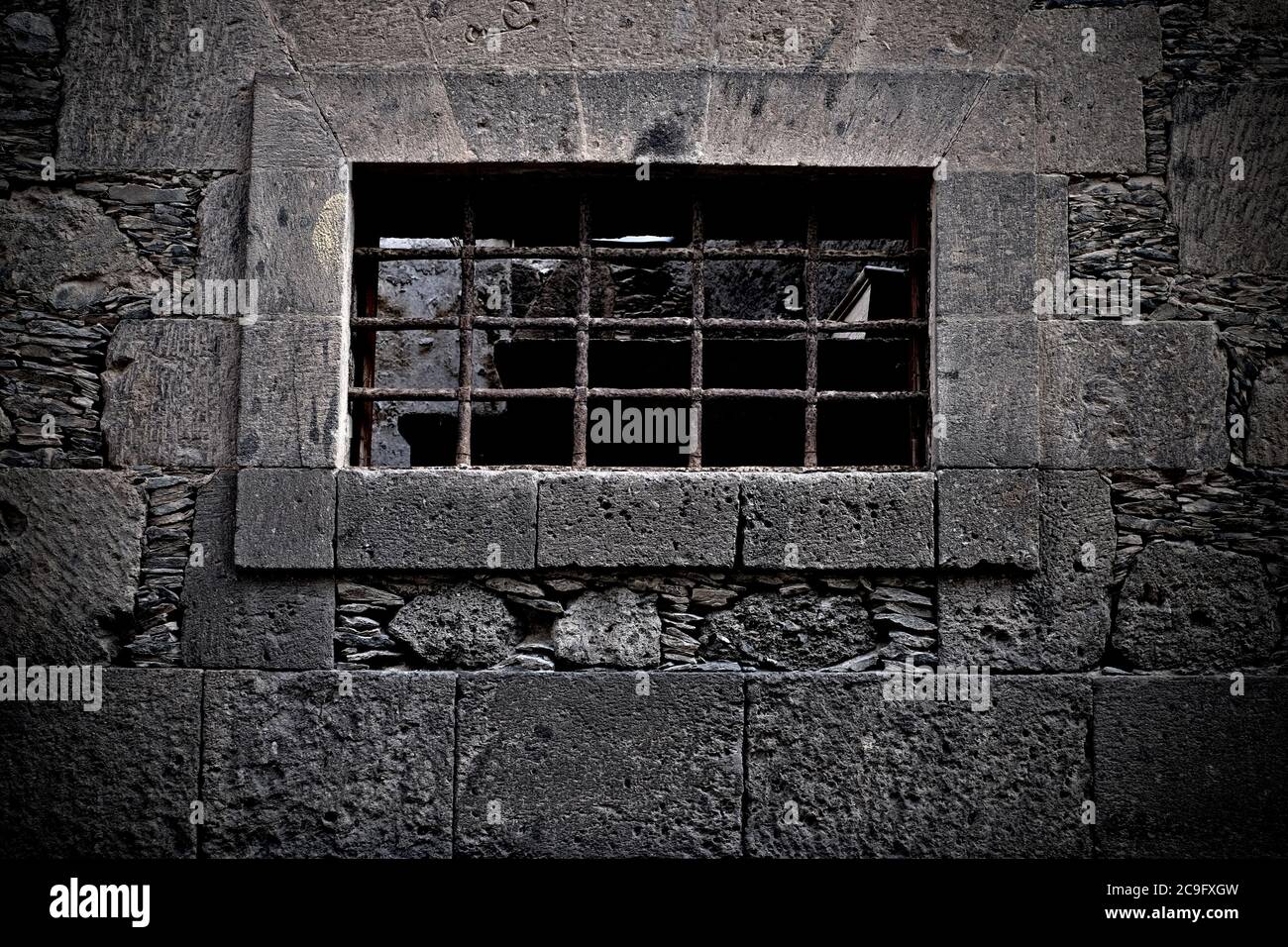 Medieval prison cell hi-res stock photography and images - Alamy
