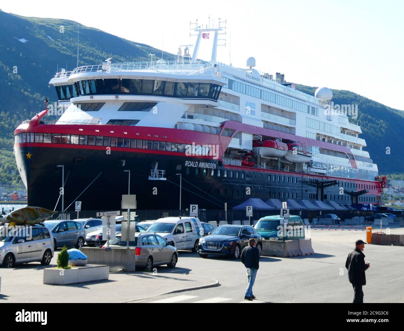 Roald amundsen ship hi-res stock photography and images - Alamy