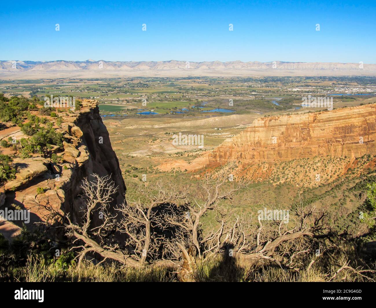 Book cliffs hi-res stock photography and images - Alamy