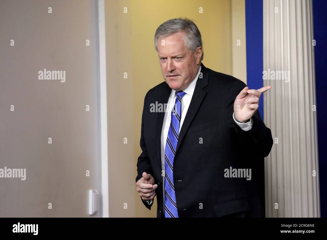 Pool assistant hi-res stock photography and images - Alamy