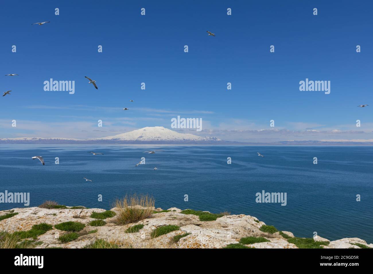 Suphan mountain hi-res stock photography and images - Alamy