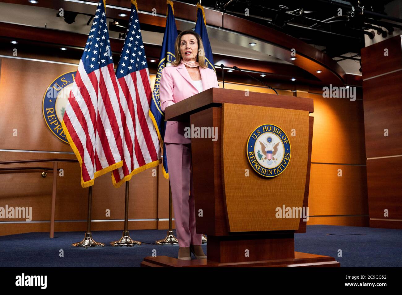 Nancy pel hi-res stock photography and images - Alamy