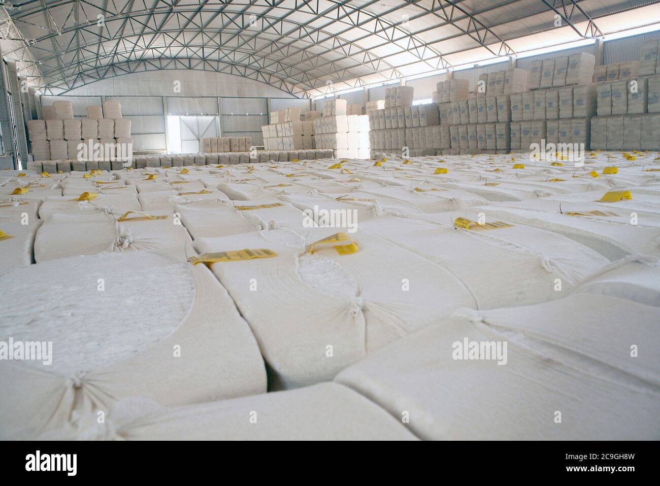Storage of raw cotton hi-res stock photography and images - Alamy
