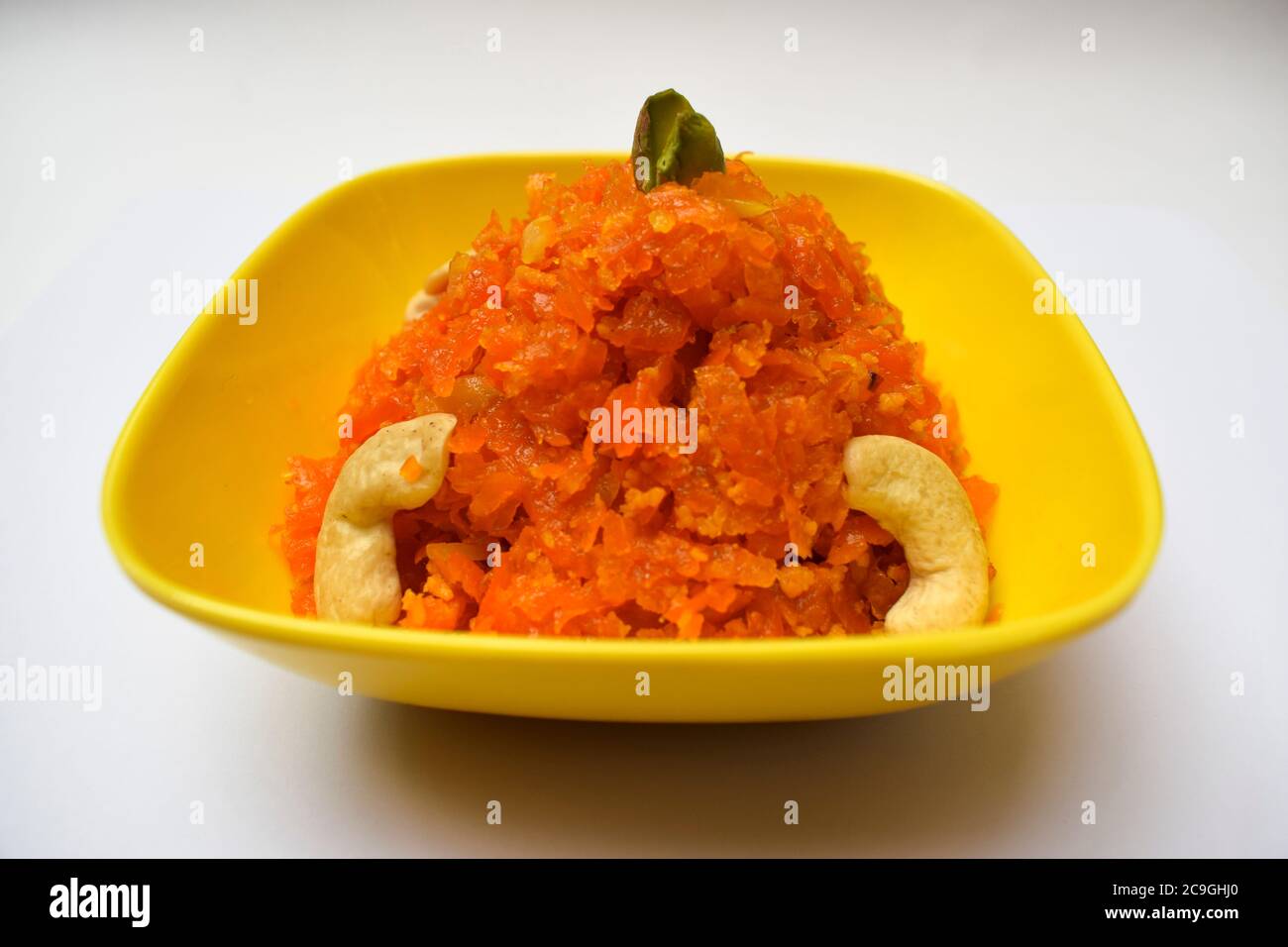 Carrot halwa indian dessert hi-res stock photography and images - Alamy