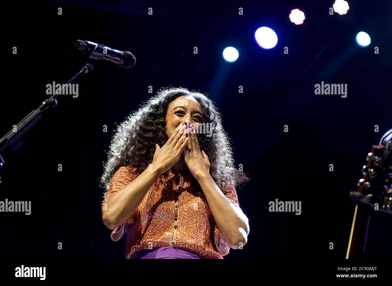 Corinne bailey rae singer hi-res stock photography and images - Alamy