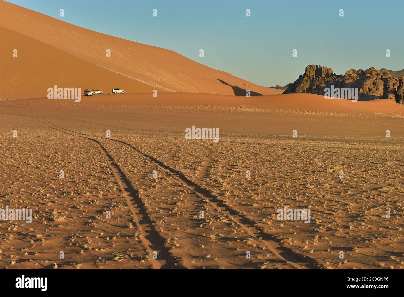 TADRART ROUGE , ALGERIA. SAHARA DESERT. TIN MERZOUGA AND MOUL N AGA ...
