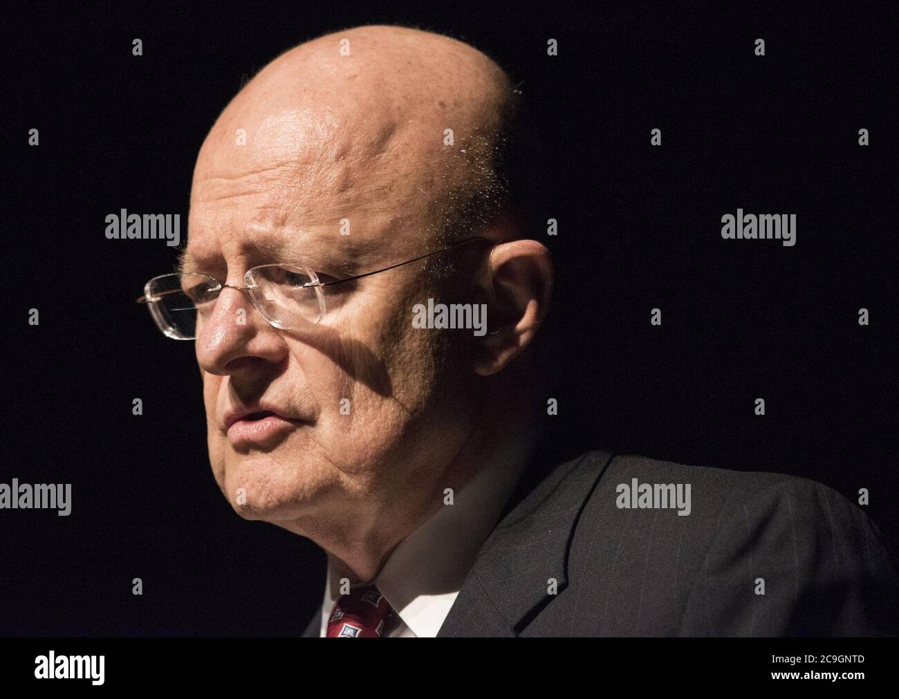 James clapper hi-res stock photography and images - Alamy