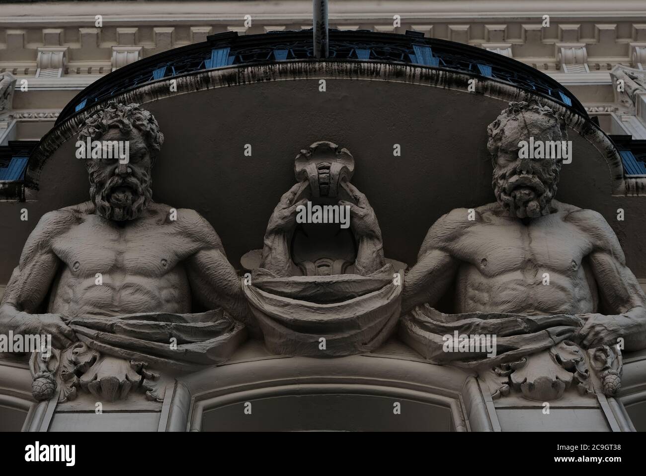 Atlas figures hi-res stock photography and images - Alamy