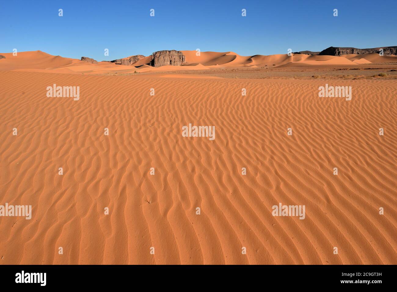 TADRART ROUGE , ALGERIA. SAHARA DESERT. TIN MERZOUGA AND MOUL N AGA ...