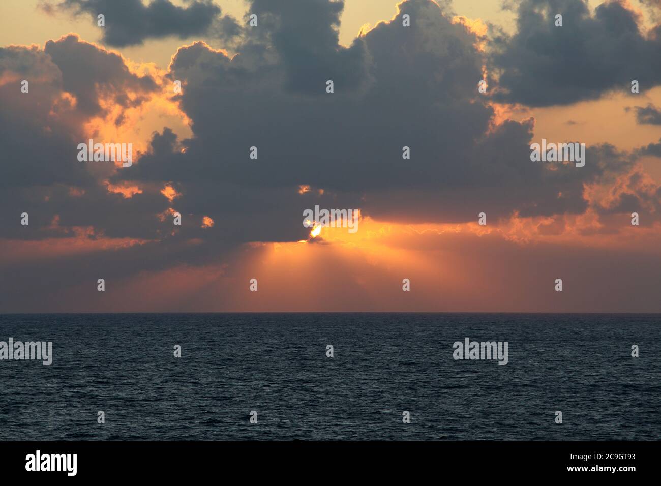 Beautiful sun beams hi-res stock photography and images - Alamy