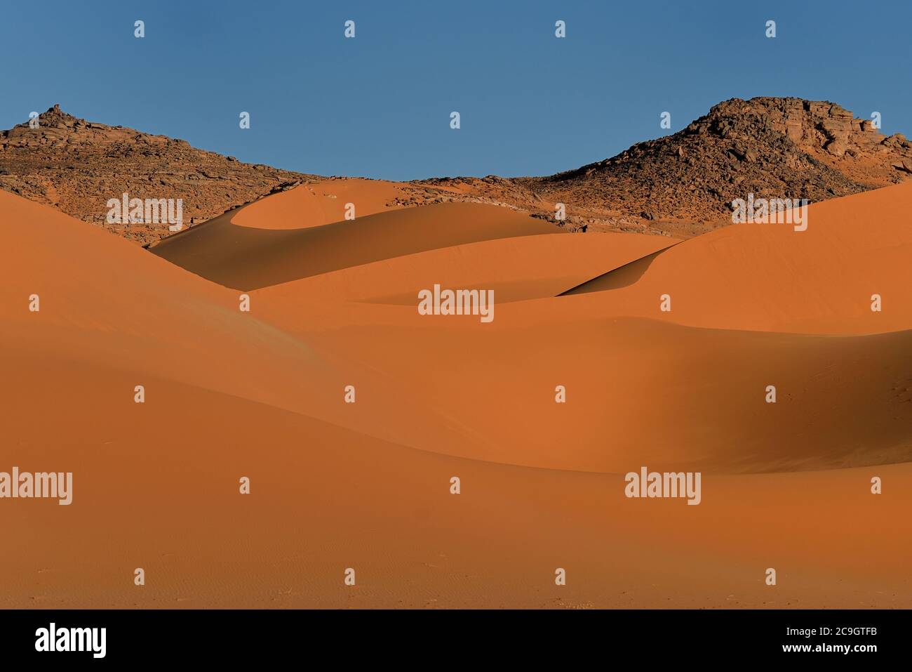 Tadrart rouge national park hi-res stock photography and images - Alamy