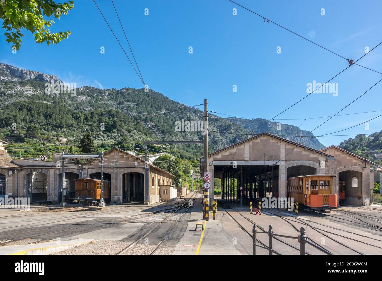 Soller mallorca train hi-res stock photography and images - Alamy