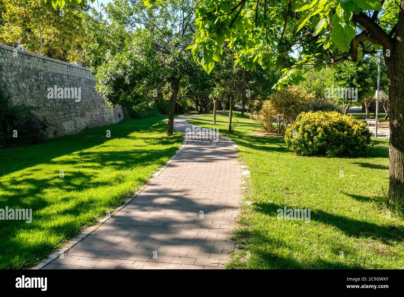 Paved cycle path hi-res stock photography and images - Alamy