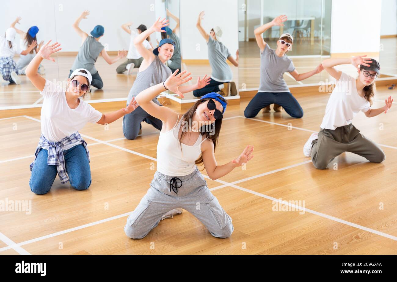 Hip Hop Dance Class Girls