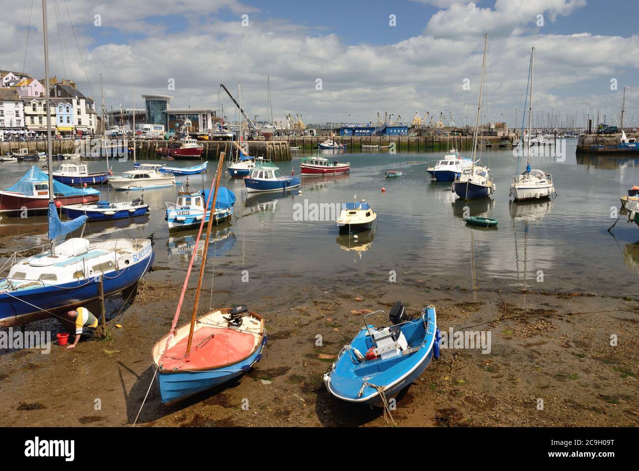 Brixham inner harbour hi-res stock photography and images - Alamy