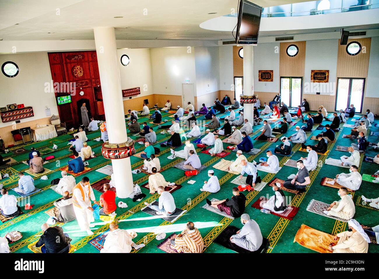 Sacrificial feast prayer hi-res stock photography and images - Alamy