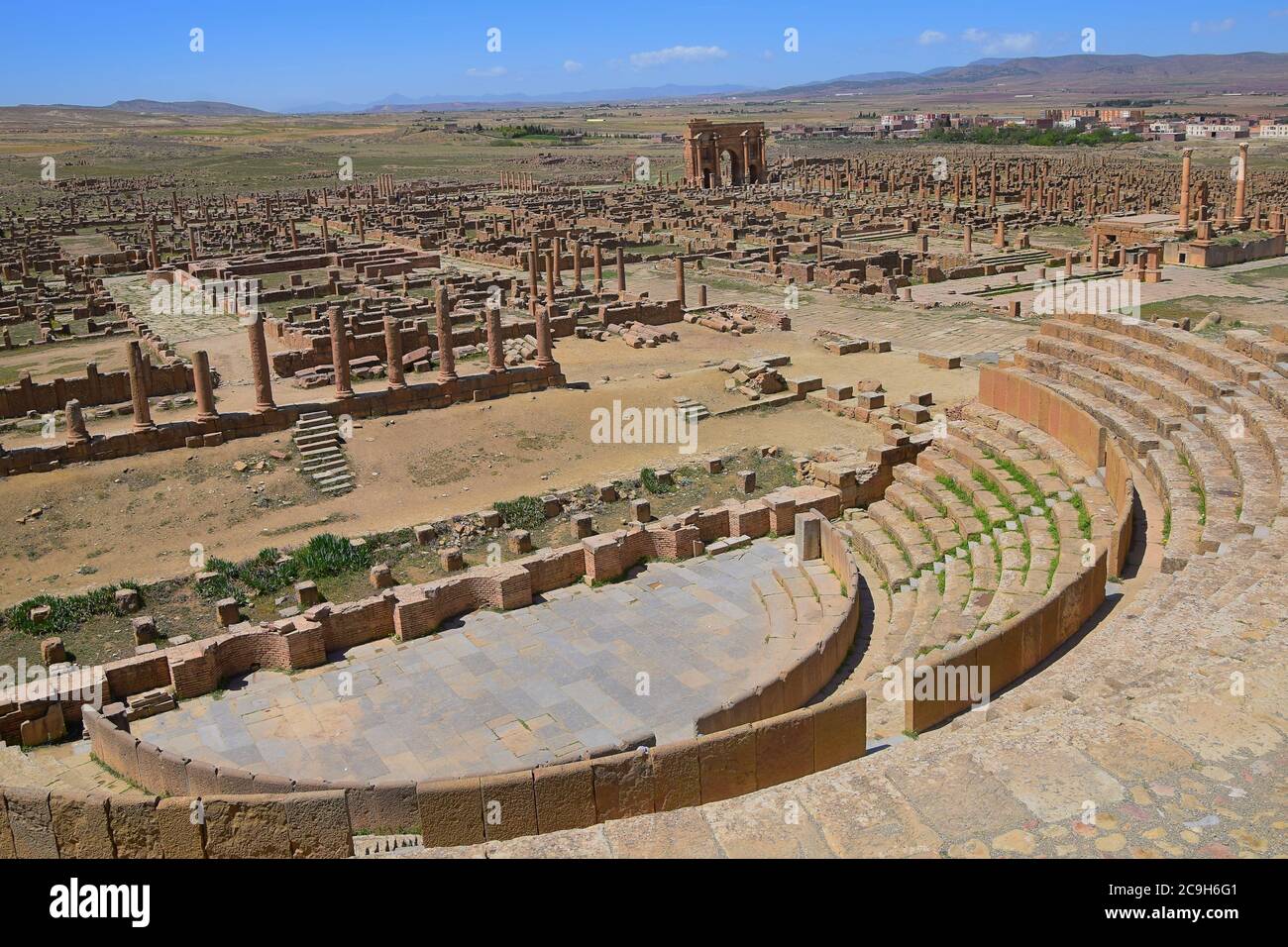 Timgad hi-res stock photography and images - Alamy