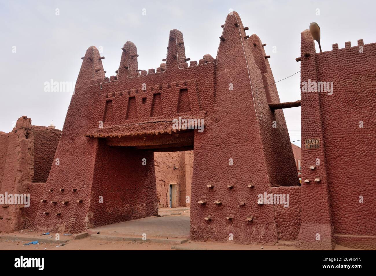 Sub saharan architecture hi-res stock photography and images - Alamy