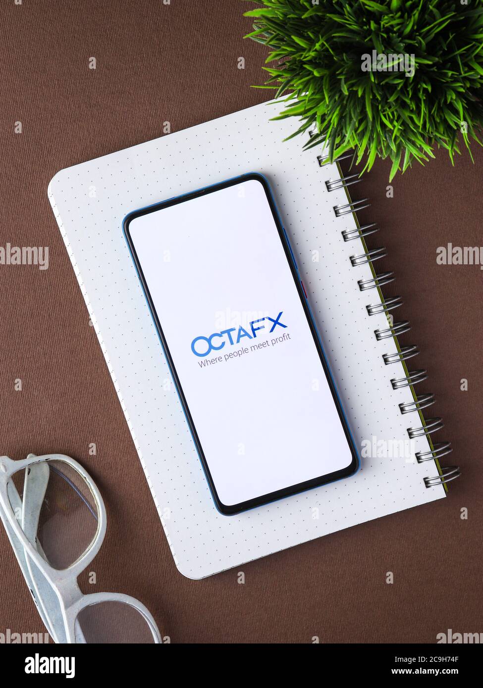 Octafx logo hi-res stock photography and images - Alamy