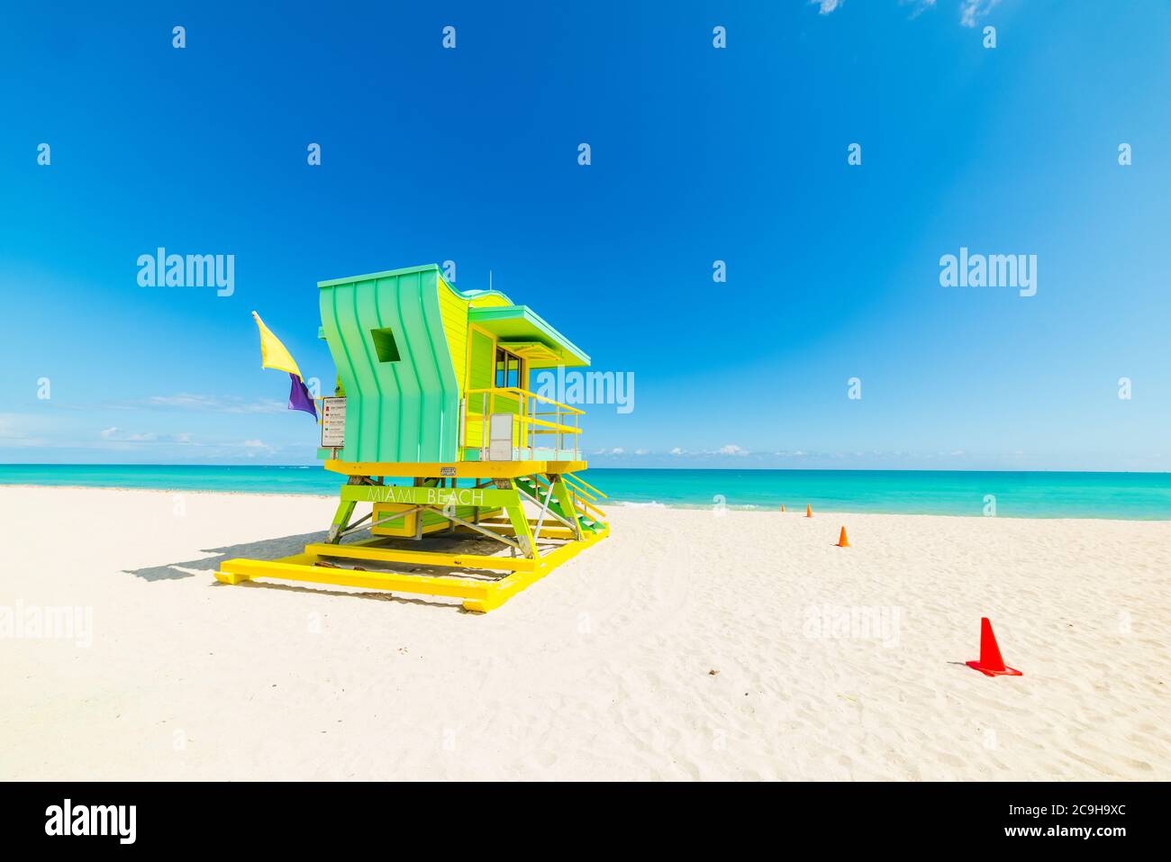 Green lifeguard tower in Miami Beach on a clear day. Southern Florida ...