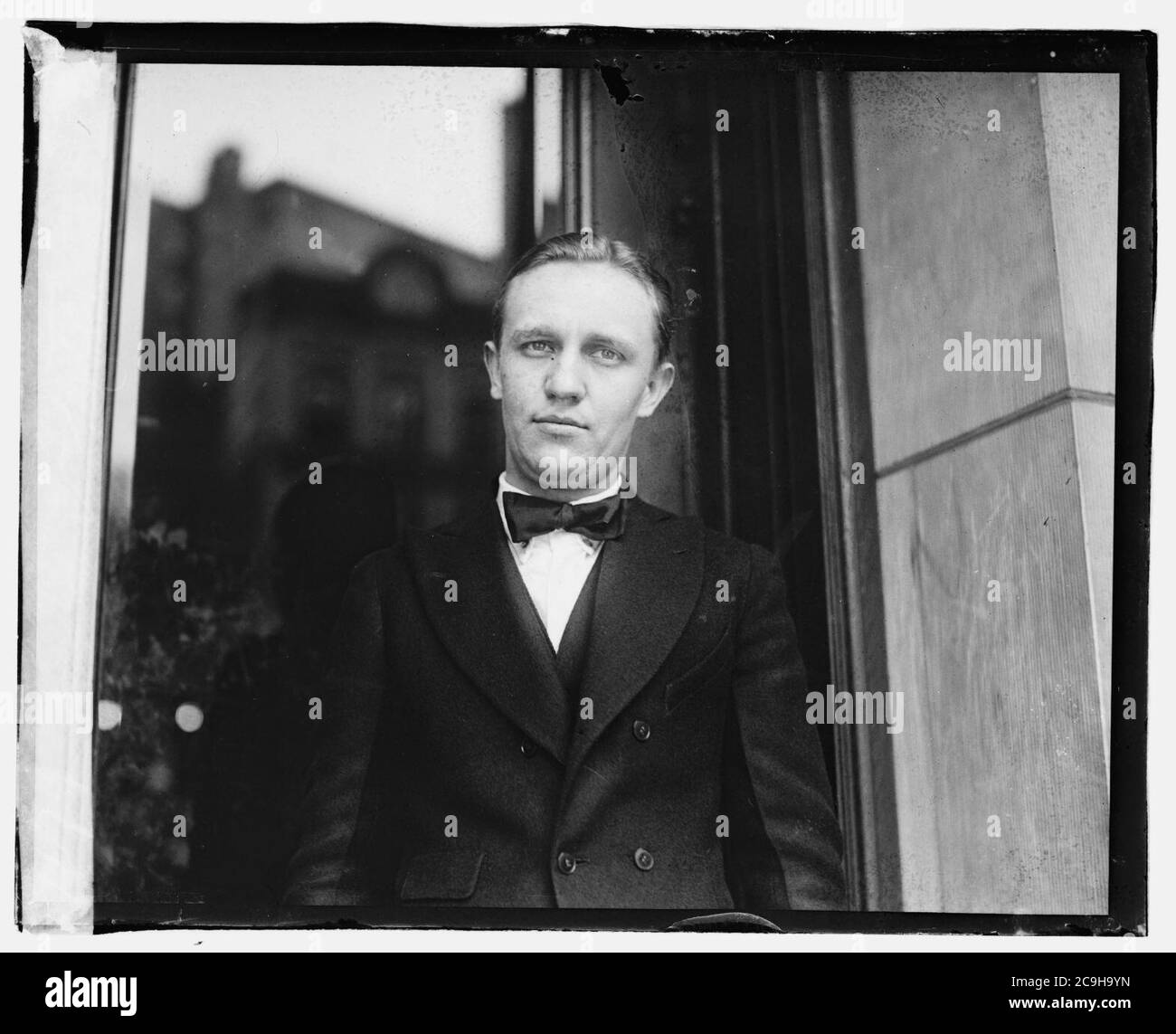 J gordon Black and White Stock Photos & Images - Alamy