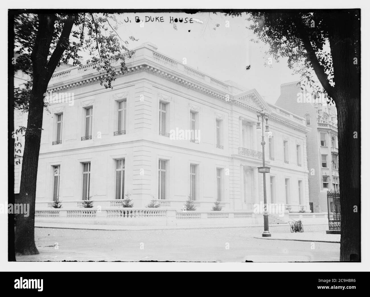 Duke house hi-res stock photography and images - Alamy