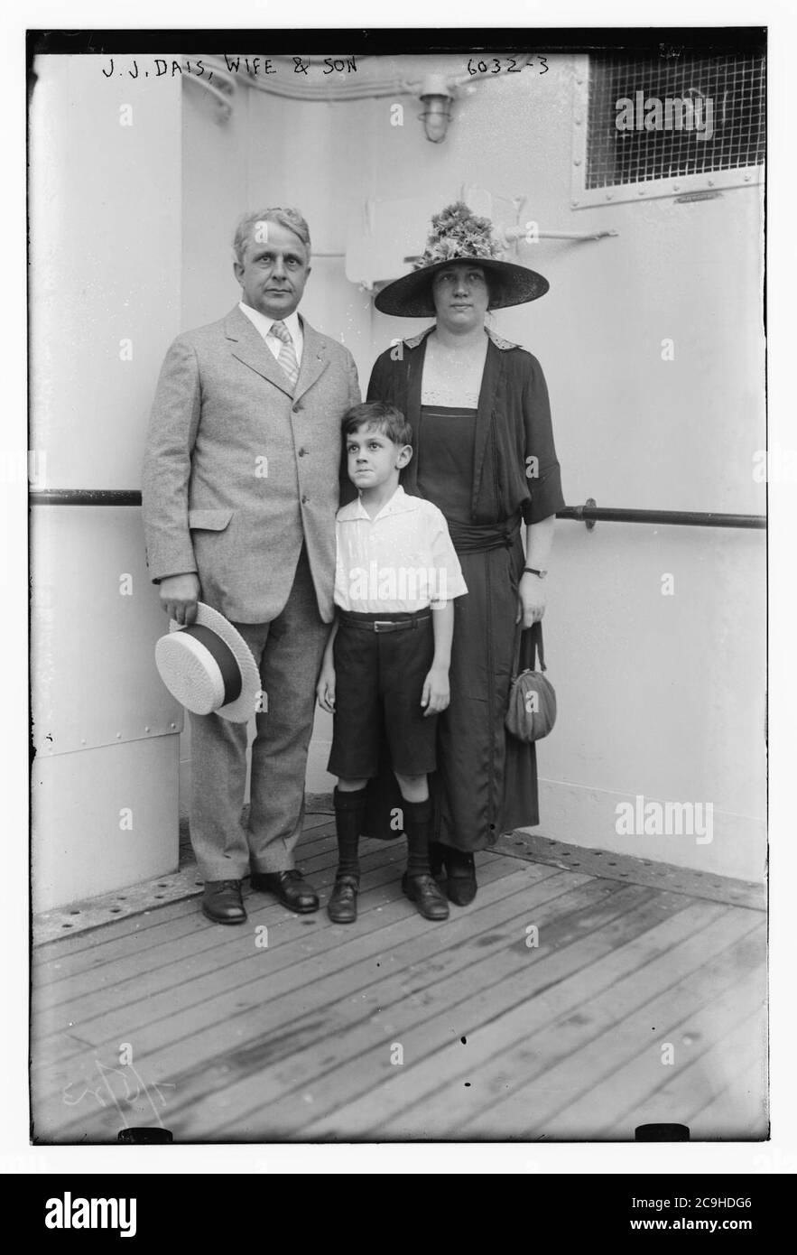 J.J. Dais, wife, and son Stock Photo - Alamy