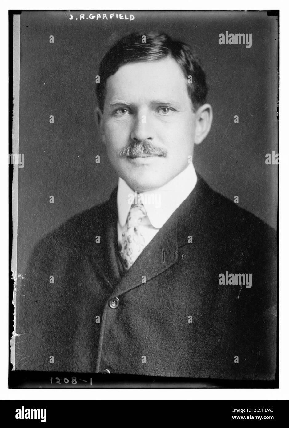 Garfield Black and White Stock Photos & Images - Alamy