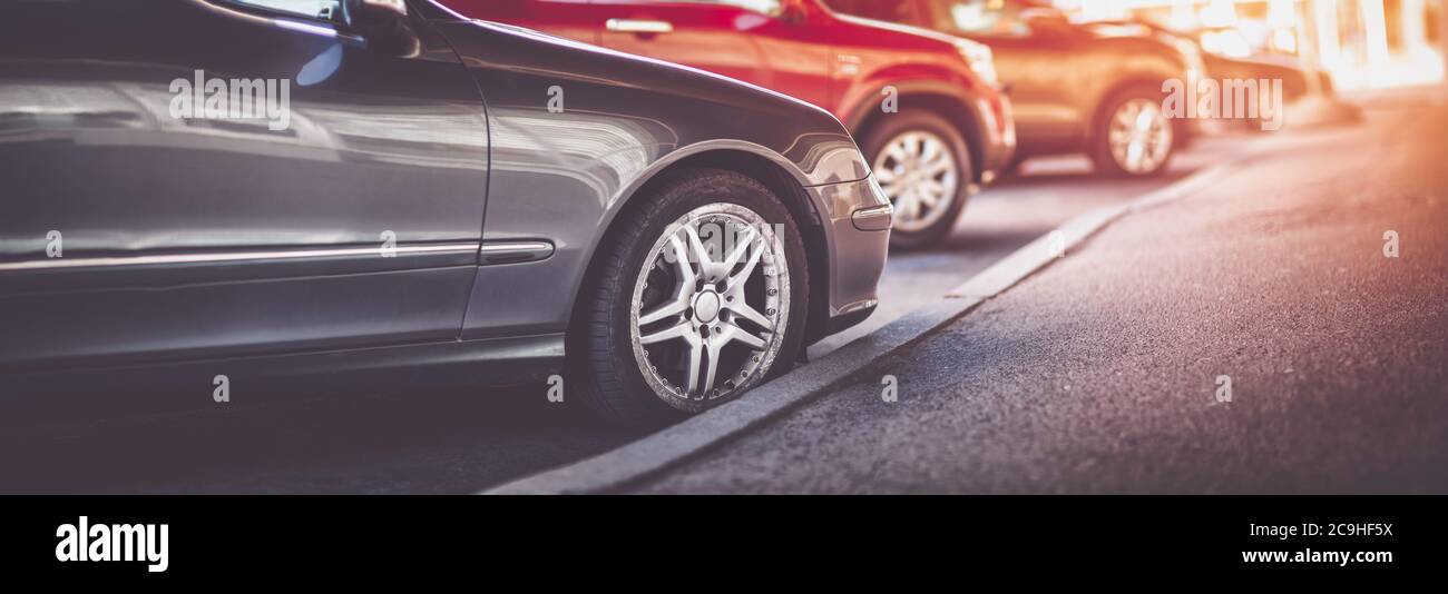 Car parking road moving cars hi-res stock photography and images - Alamy